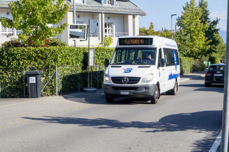 FlexiBus, le transport à la demande - Transports publics Lausannois